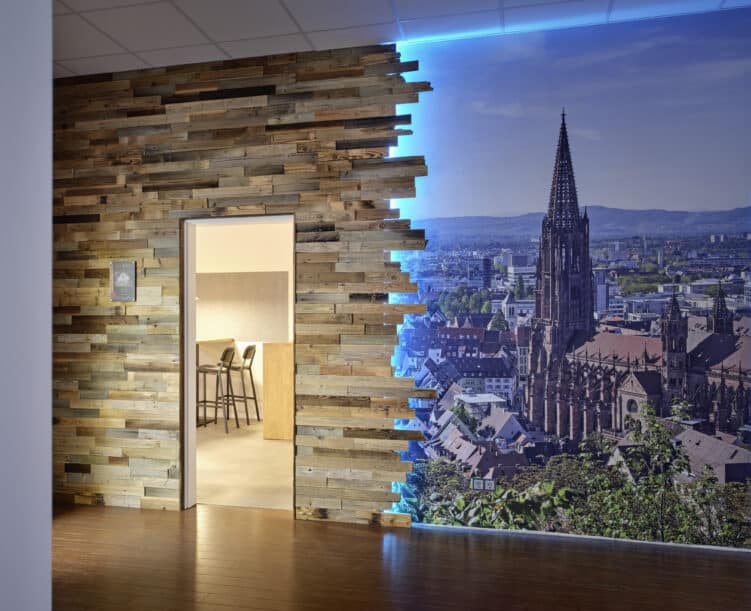 PFEIFFER & MAY Freiburg KG - Alt.Holz.Garage